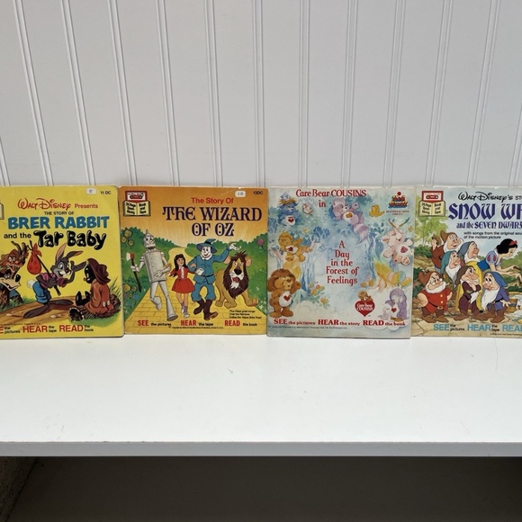 Disney | Toys | Lot Of 4 Vintage Walt Disney See Hear Read Books Snow ...